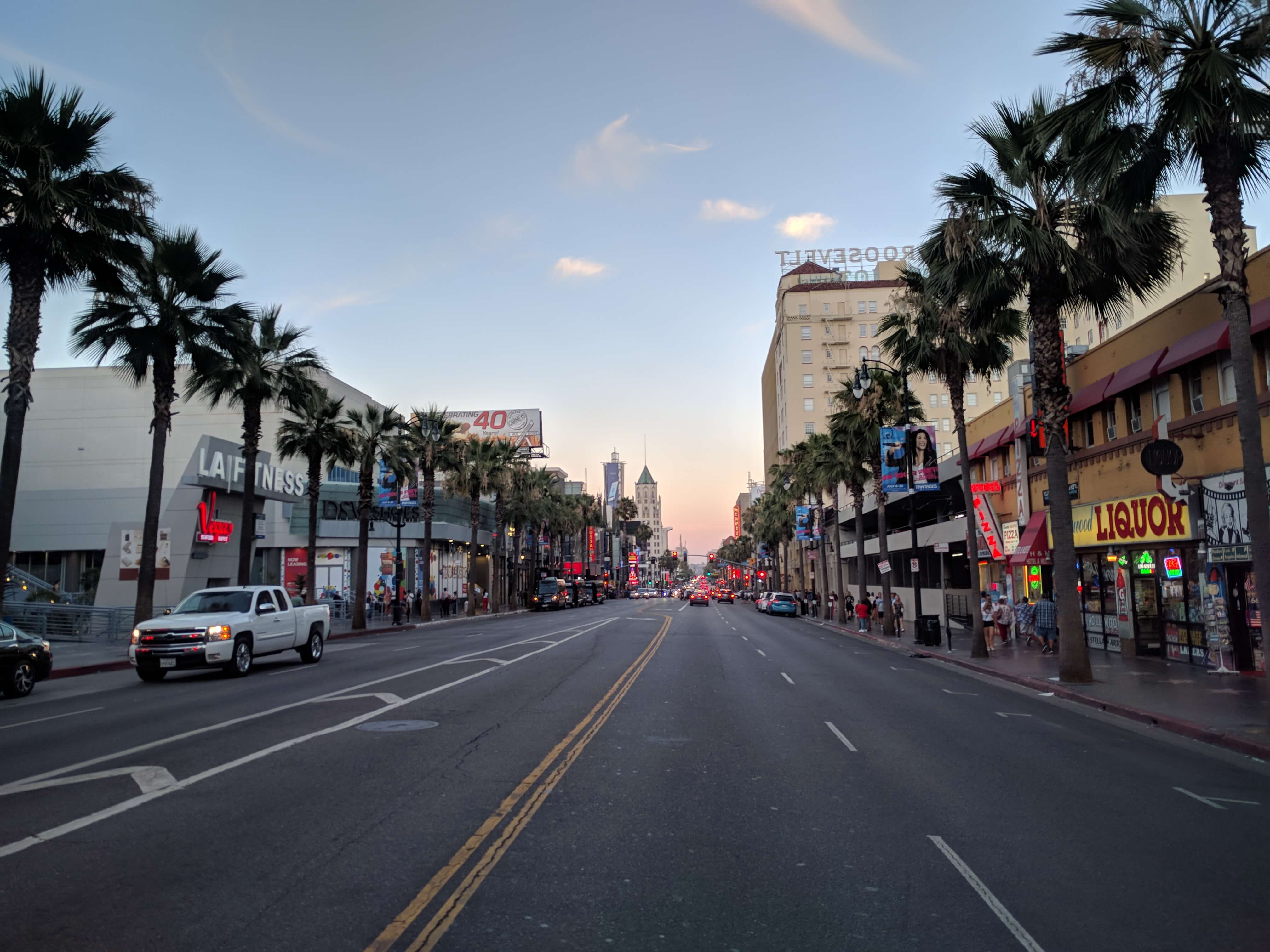 A walk along Hollywood Boulevard – DayDream Under the Stars
