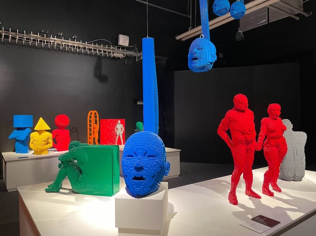 Inside “The Art of the Brick” – DayDream Under the Stars