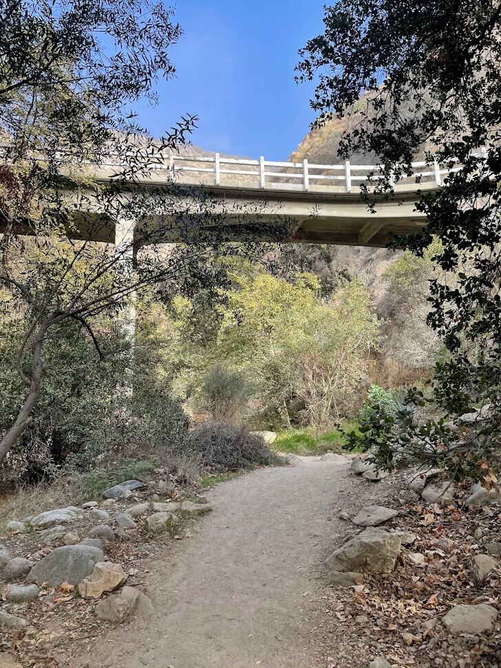 Hike Eaton Canyon – DayDream Under the Stars