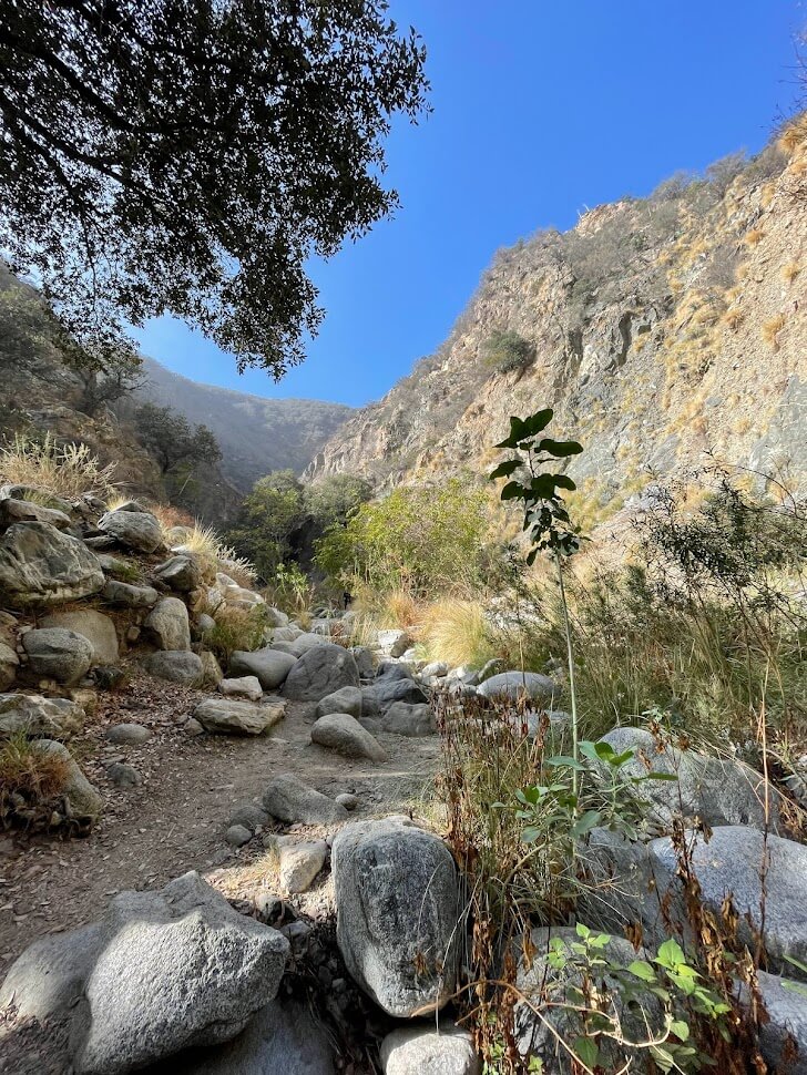 Hike Eaton Canyon – DayDream Under the Stars