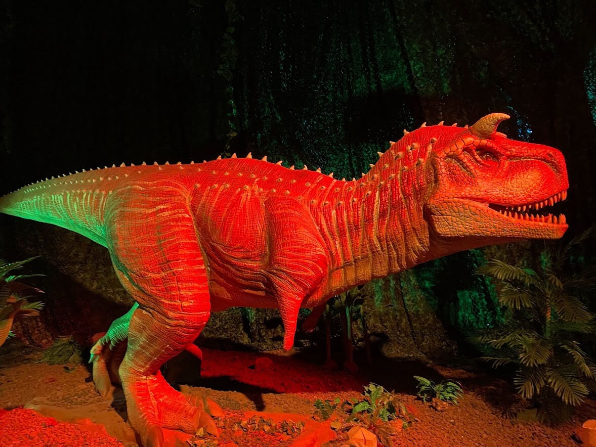Inside “Dinos Alive Los Angeles.” – DayDream Under the Stars