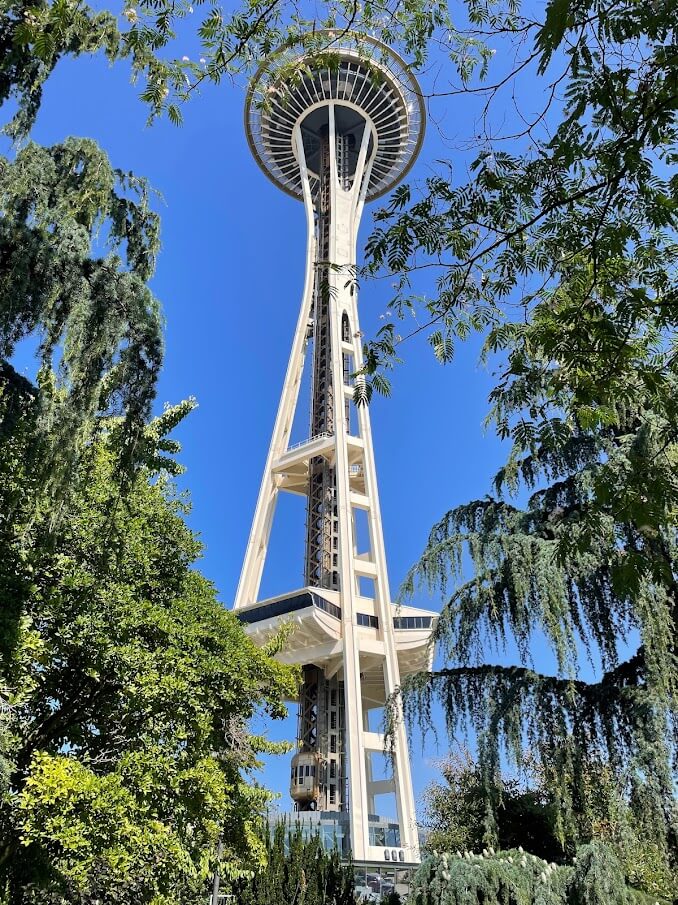 10 Fun Facts about the Space Needle – DayDream Under the Stars