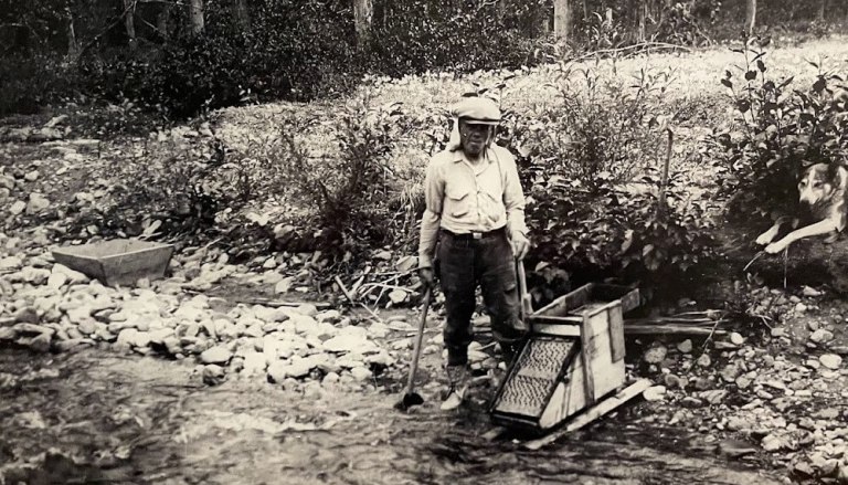 Wrangell: the Crossroads of Cultures – A city ruled by Four Nations ...